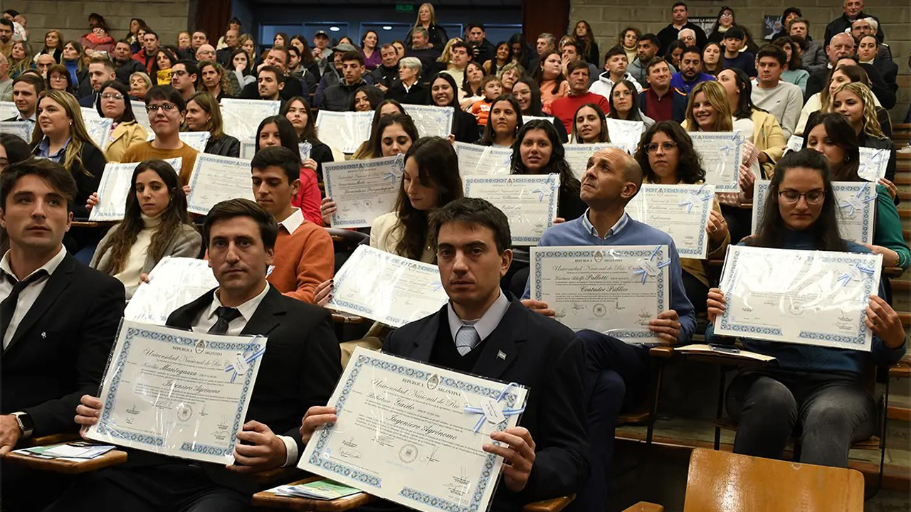 Lanzarán la Credencial del Graduado de la UNRC - Radio UNRC